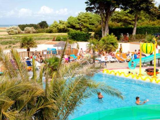 Camping Les Peupliers****, La Flotte - Les campings en France ...